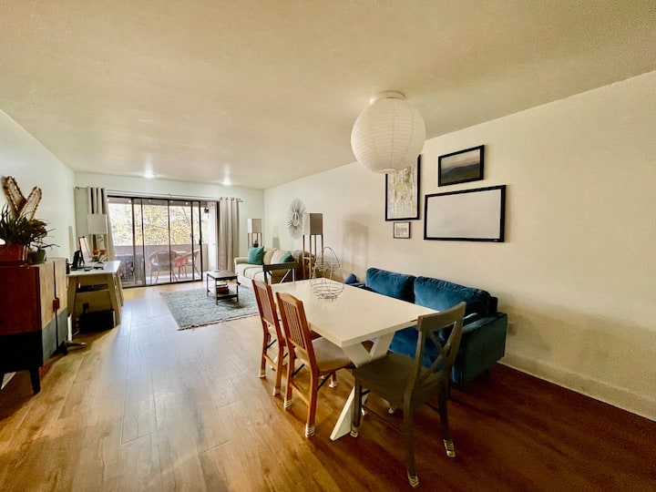 Walk To Pearl - Downtown Boulder Condo- Hot Tub - Boulder, CO