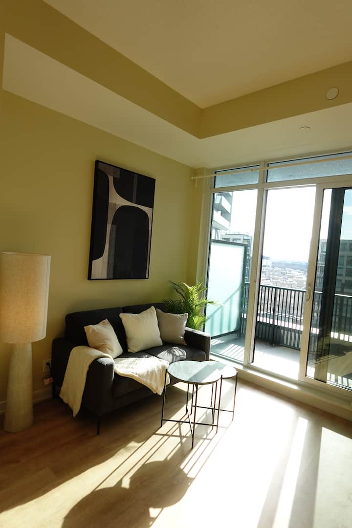 Luxury 2 Bedrooms Condo | Near Downtown | Markham - Markham, Canada