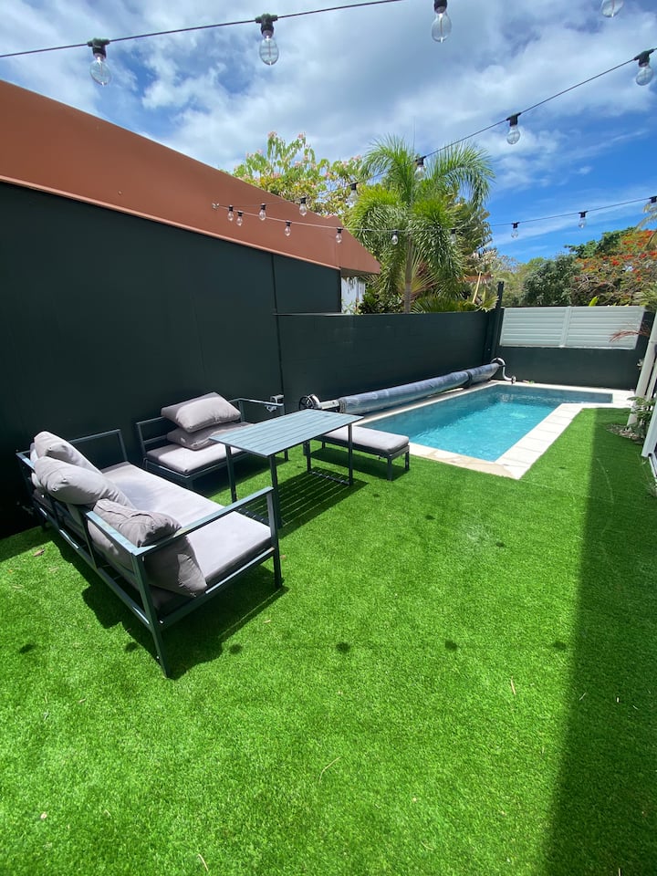 Maison F4 Triplex Avec Piscine - Nouméa