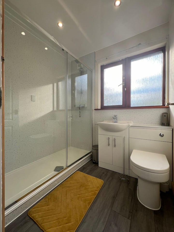 Executive Apt For Workers - Aberdeen