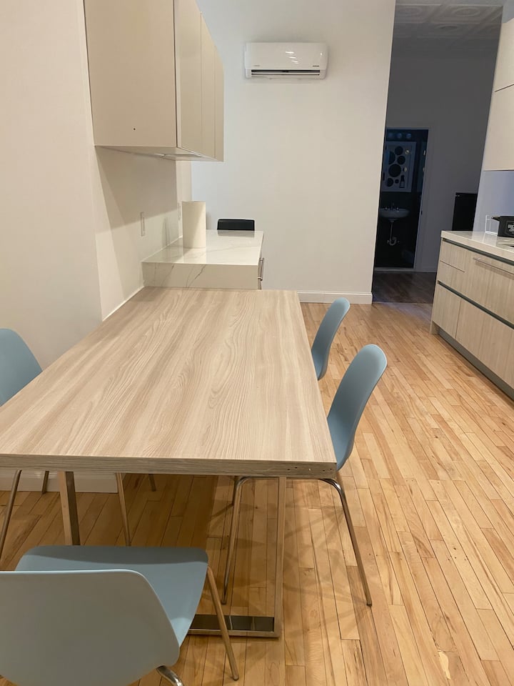 #10 - Garden Side Room - Fairfield, CT