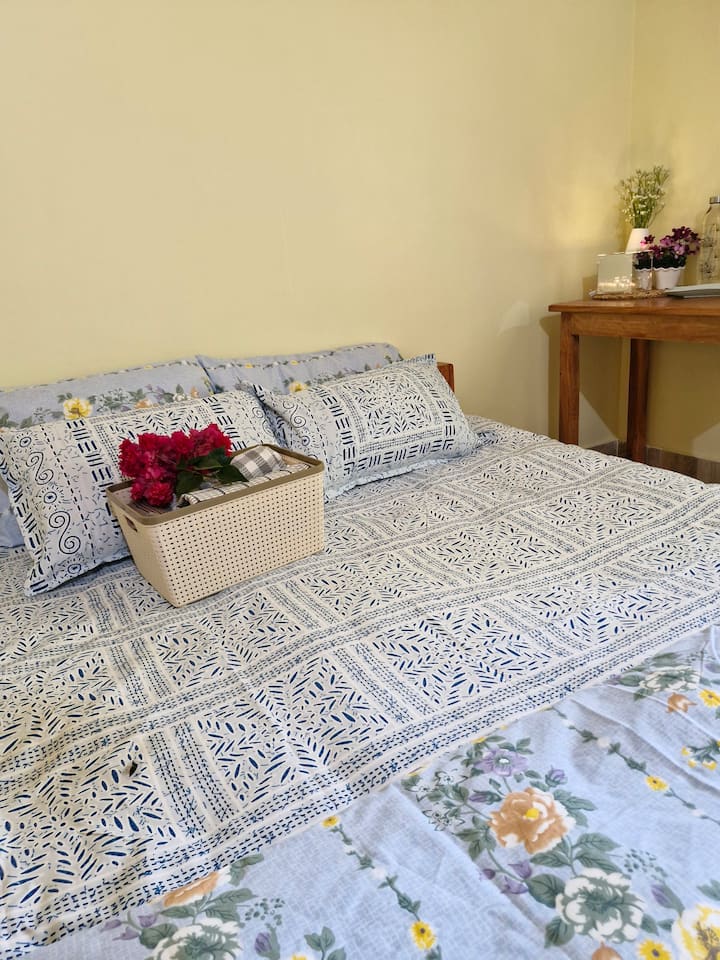 A Cozy Getaway With Netflix And Wi-fi. - Baripada