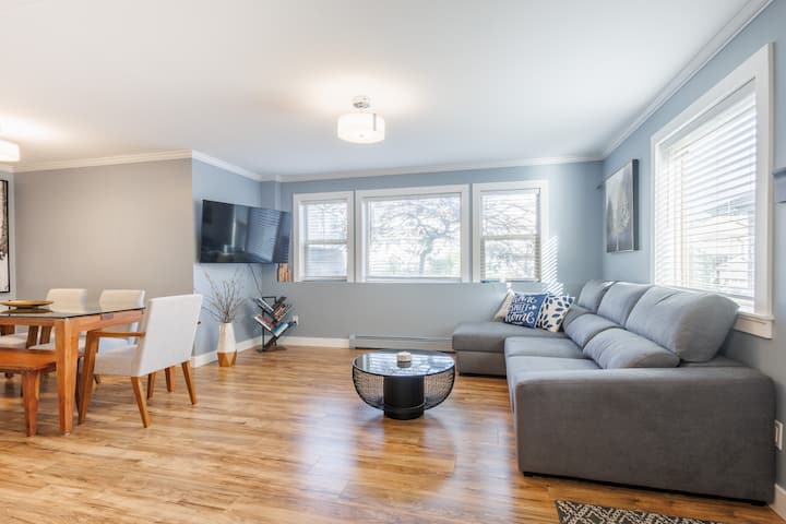 Beautiful Home In Abbotsford - Abbotsford