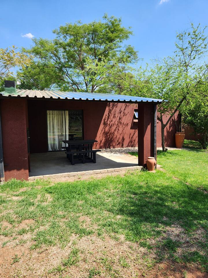 Leopard Cottage - Hammanskraal