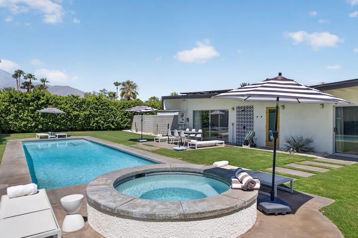 Ps Chill: Meticulous Mid-century Features Modern C - Palm Springs, CA