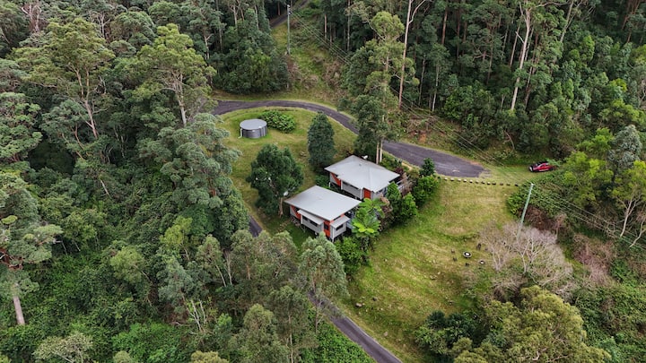 Two Secluded Cabins At Cedar Creek - Brisbane