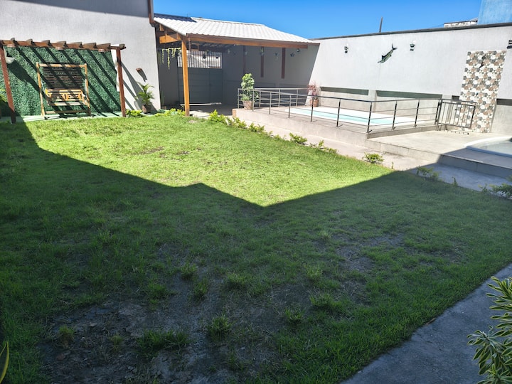 Espaço Com 4 Suítes - Rio das Ostras