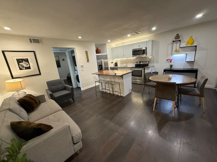 Lower Greenville East Apartment - Dallas, TX