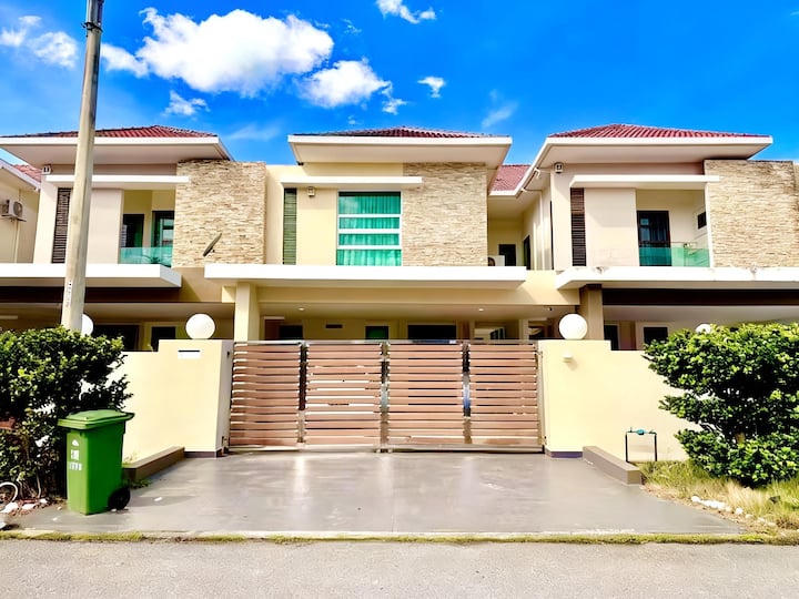 Hello Joy 和乐居  4br @ Lopeng, Miri - Miri