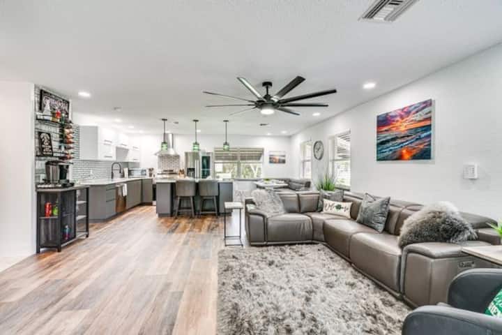 Relaxing Newly Renovated - Punta Gorda, FL