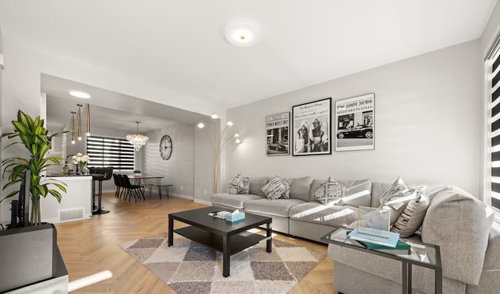 Modern Haven | Family Luxury | 15 Min To Wem & Dt - Saint Albert