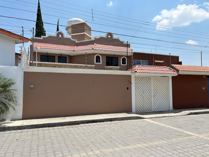 Casa Amueblada Amplia - Puebla