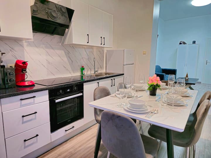 Ruim, Moderne Appartement Naast Gare Du Midi - Bruxelles