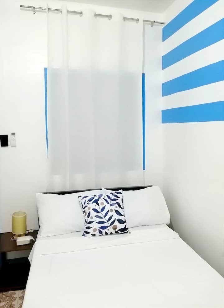 Wys Blue Room - Mariveles