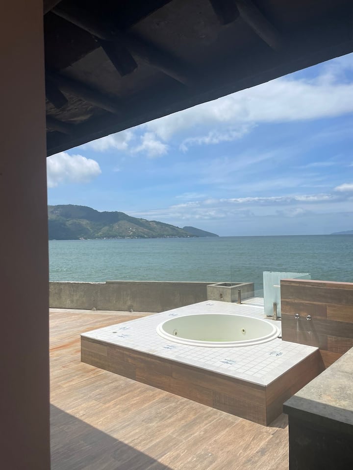 Casa Bangalô Com Praia Privativ - Mangaratiba