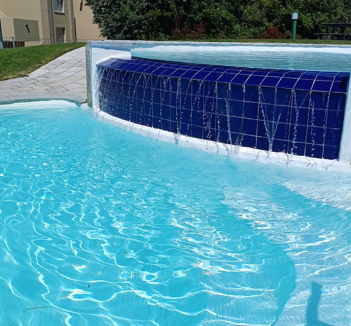 Stunning! 2 Bed 2 Bathrm Condo With Balcony & View - Plettenberg Bay