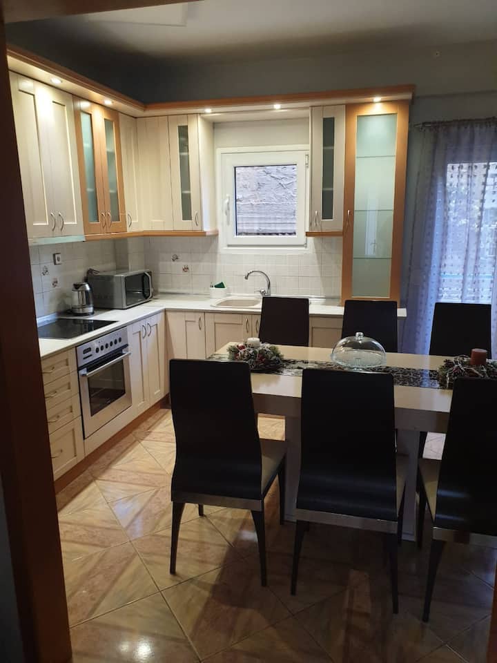 Μαρίνα - テッサロニキ