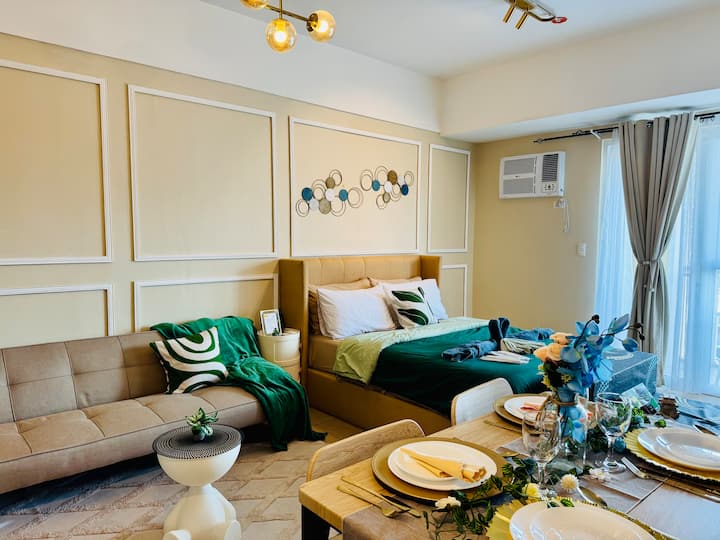 Cozy Studio Near Venice Mall W/ Netflix , Wifi - Taguig