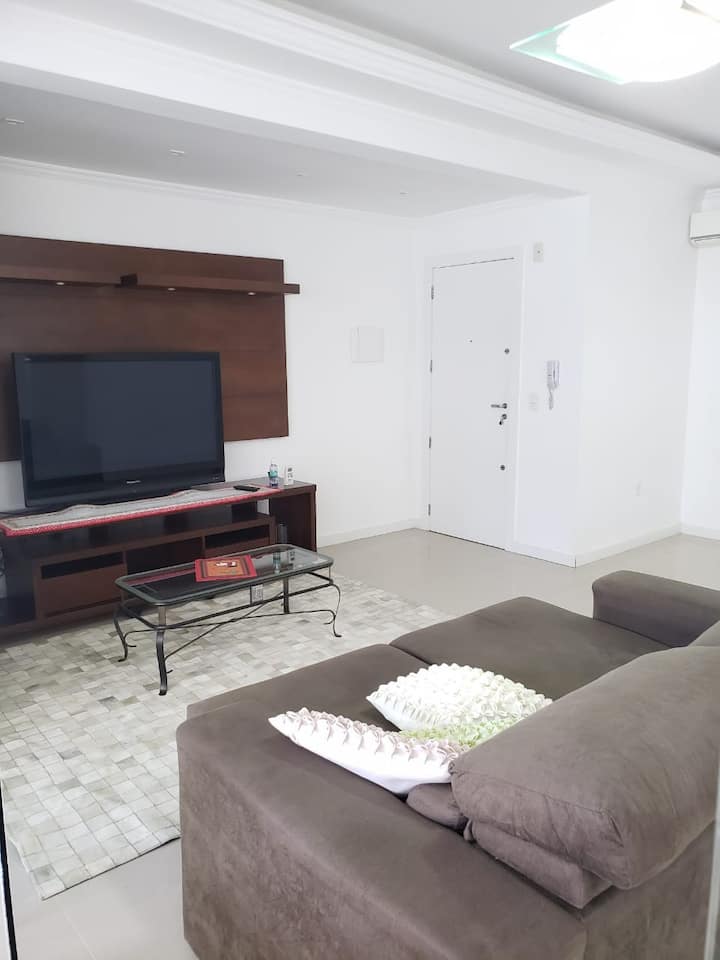 Apartamento Em Meia Praia, Itapema - Itapema