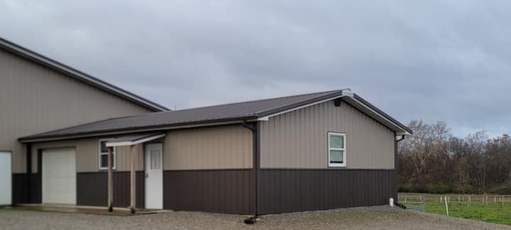 The Shawnee Inn

Barn Studio 1 Br 
Apartment - Great Seal State Park, Chillicothe