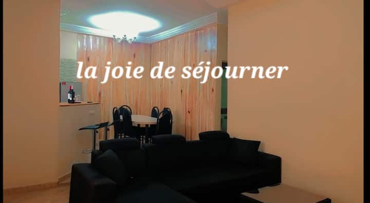 Ch/salon
Confortable Et Sécuritaire
Adidogomé - 토고