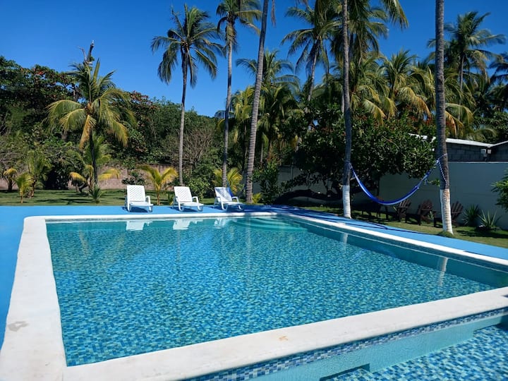 Rancho Black Sand - La Libertad, El Salvador