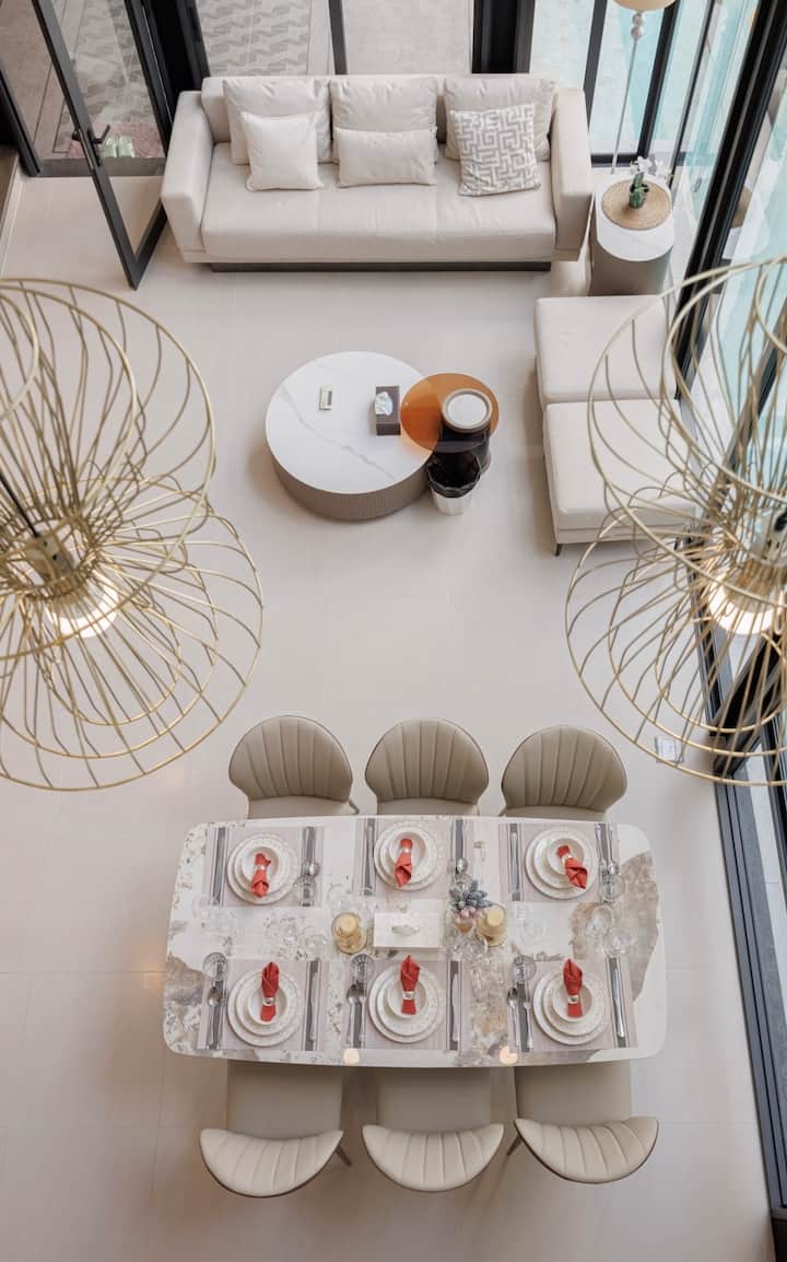 芭提雅市中心六卧网红豪华独栋泳池别墅/10分钟步行街,海滩/免费行程规划 - Pattaya City