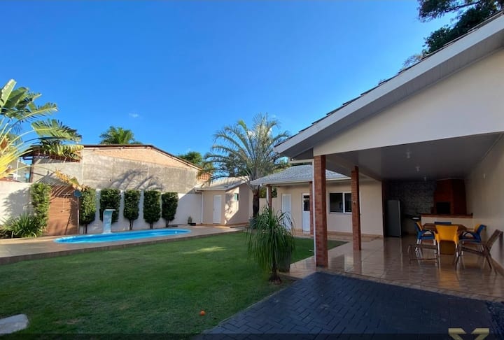 Casa Com Piscina Em Excente Localizacao - Foz do Iguaçu