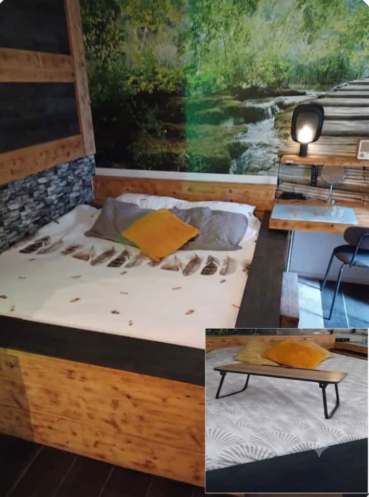 Spacious Room With Garden - 로테르담