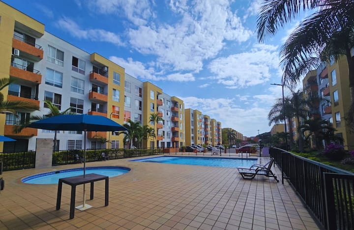 Apartamento Fresco Y Acogedor En El Sur De Cali - カリ