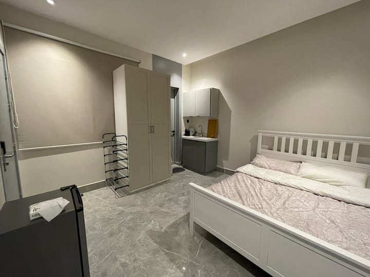 Eco-friendly Studio - Riyadh