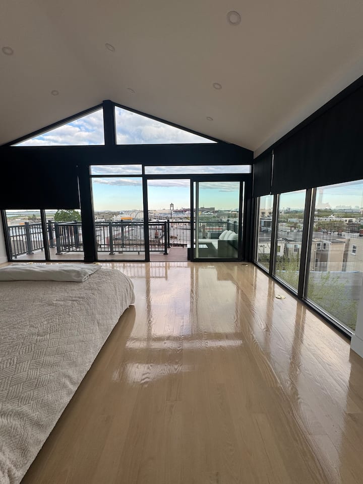 Luxury Penthouse With City & Airport View |
Eastie - Boston, MA