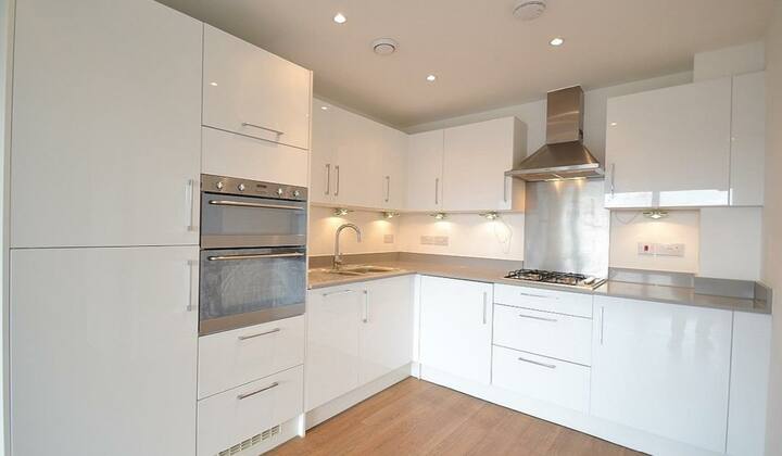 Gage Tree Apartment - Cambridge