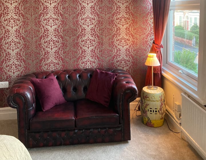 Ensuite Room In A Welcoming Home 20min 2 Liverpool - 폼비