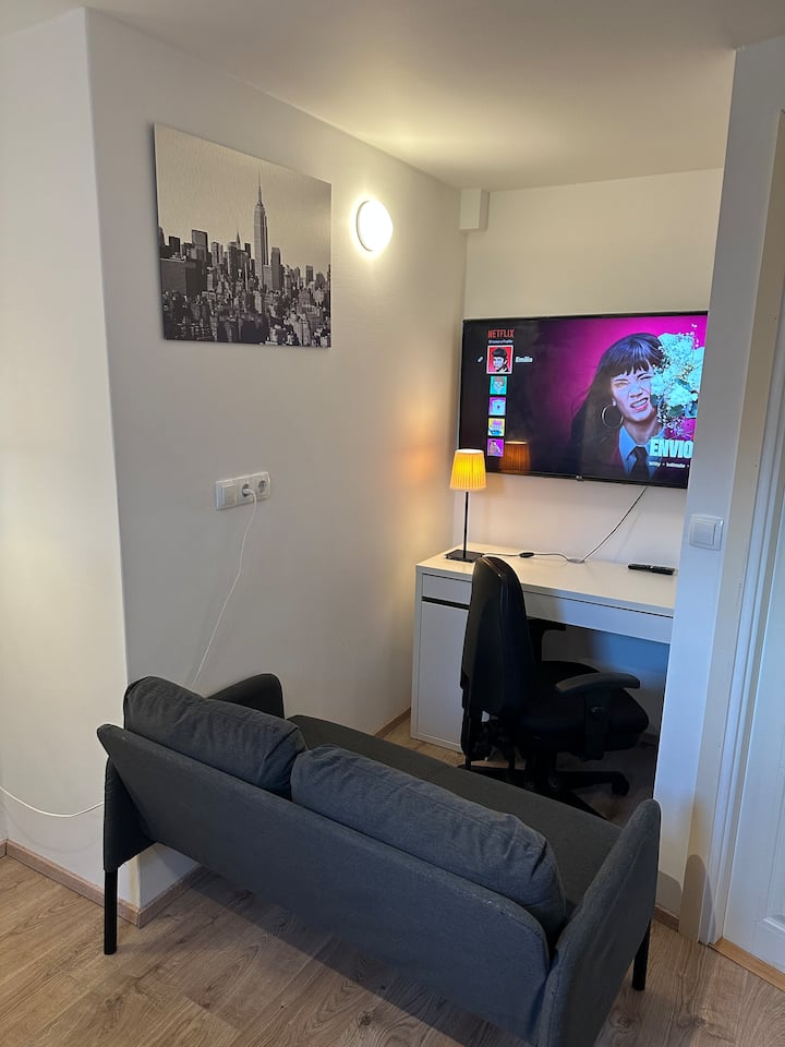 Beautiful Room In Reykjavík - Reykjavík