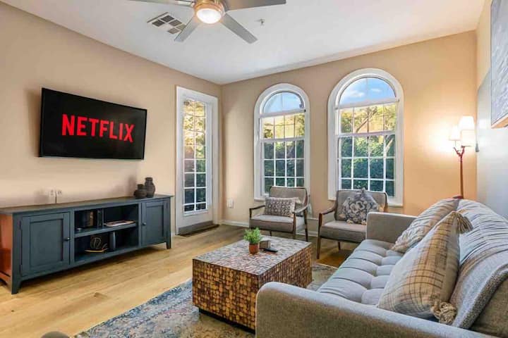 Charming Home-3mi To Disney-free Parking - Santa Ana, CA