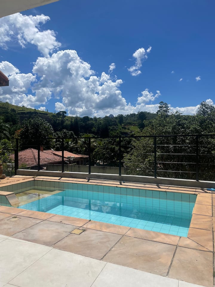 Casa Com Lareira E Pisicna Em Itaipava - Petrópolis