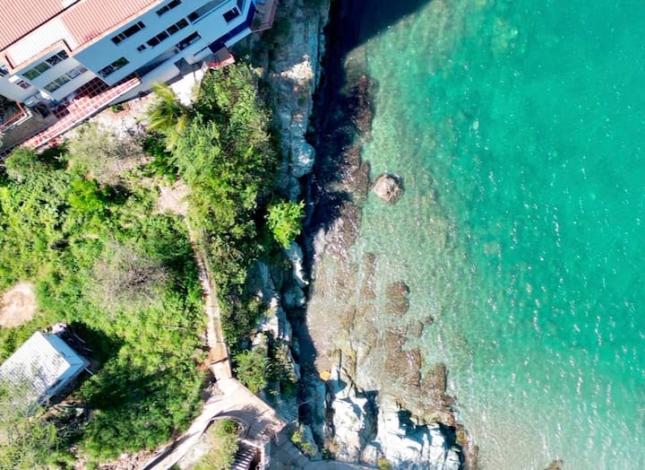 Your Perfect Beachfront Retreat With Beach Access - Taganga