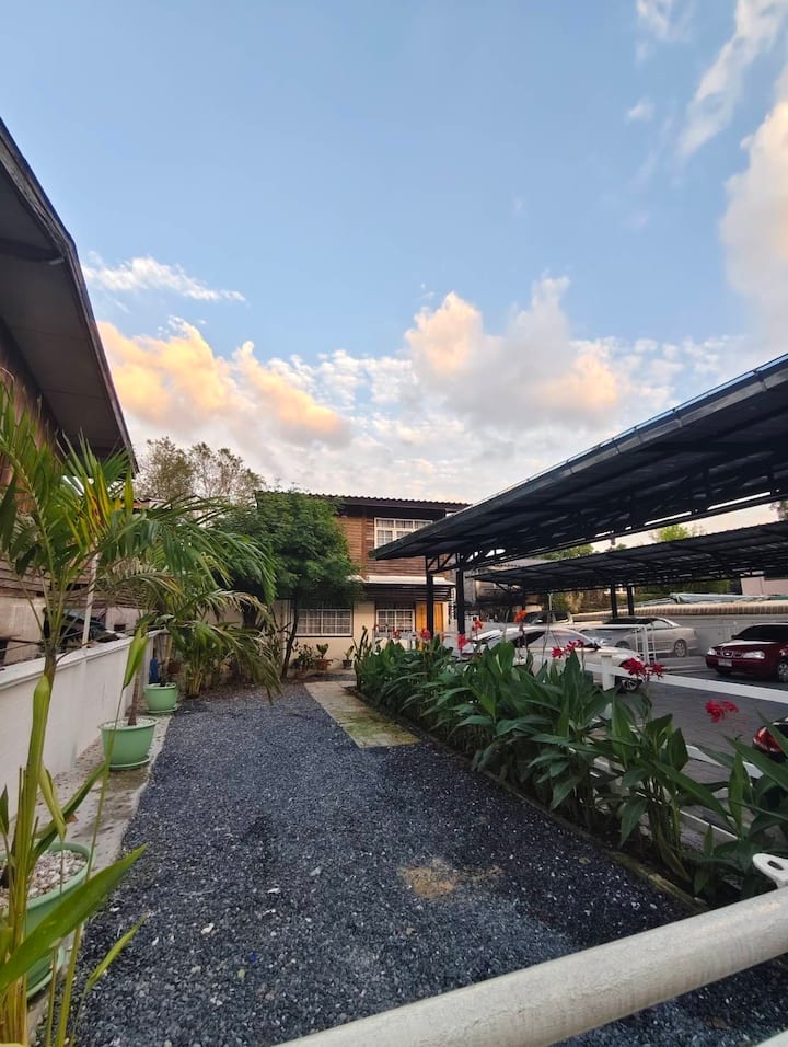 Healing Little Home 2 Br 2 Bath Kitchen Garden *.* - Thailand