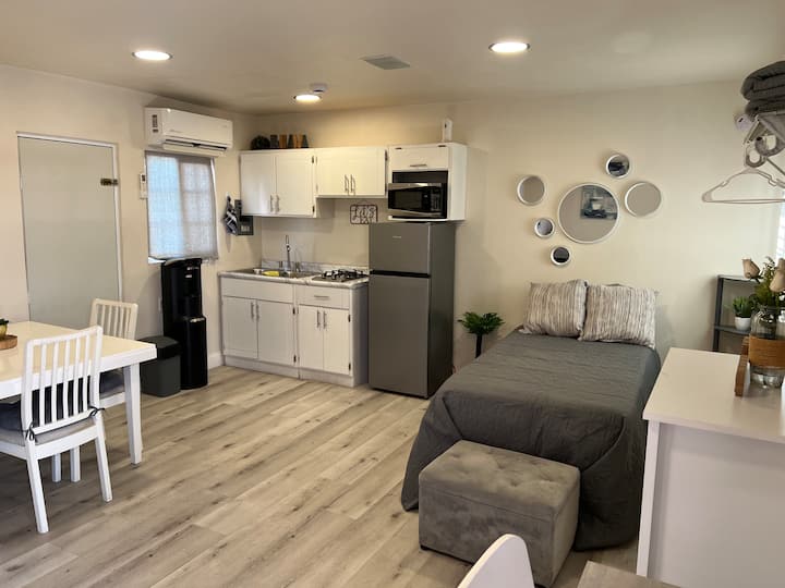 Estudio Equipado H&m - Mexicali