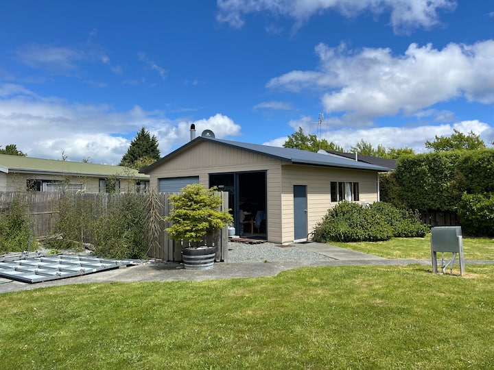 Cosy Fiordland Cottage -