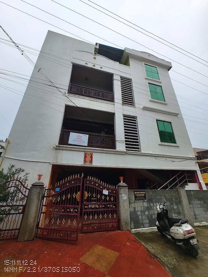 Hari Stays Home & Extended Stay - Tirupati