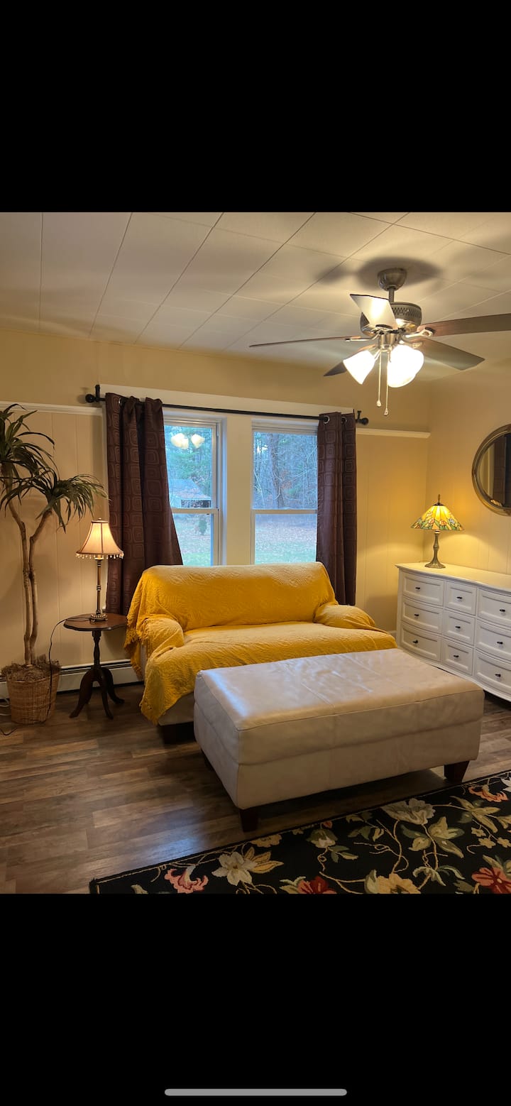 Spacious Single Family Home - Salem, NH