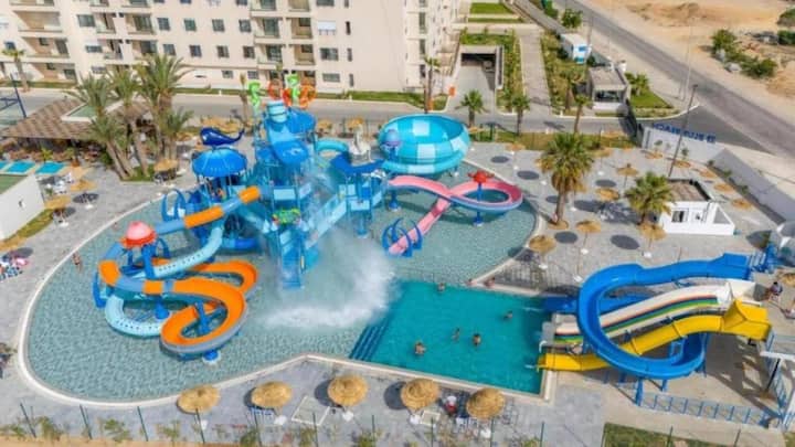 Stylish 2-bed Beach Retreat With Water Park Access - تونس