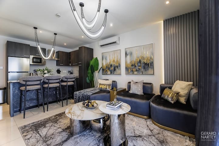 Elegant City Retreat 1br Apt  @ Loxwood House. - Accra