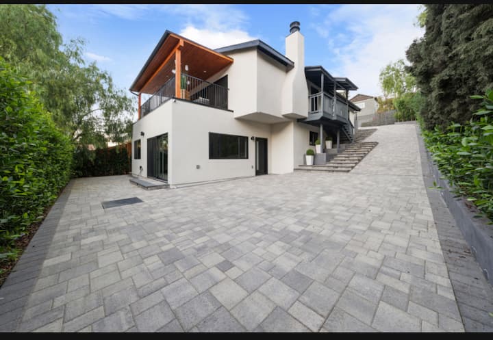 Beautiful Mountain View Getaway! - Calabasas, CA