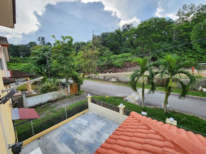 Sglongstay #4br #13pax #65"tv #Game #Bbq #Ktv - Hulu Langat