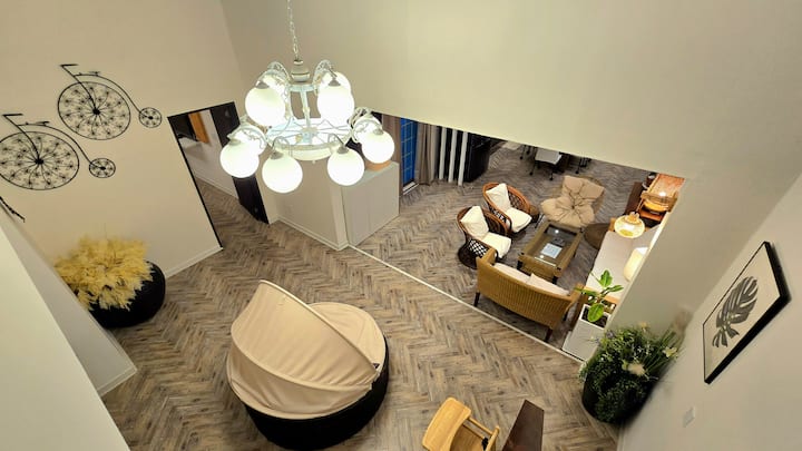 Su&b/연박특가할인
프라이빗독채풀빌라
한달살기특별제안
여행가이드/
영어가이드 및 운전기사 - 화도읍