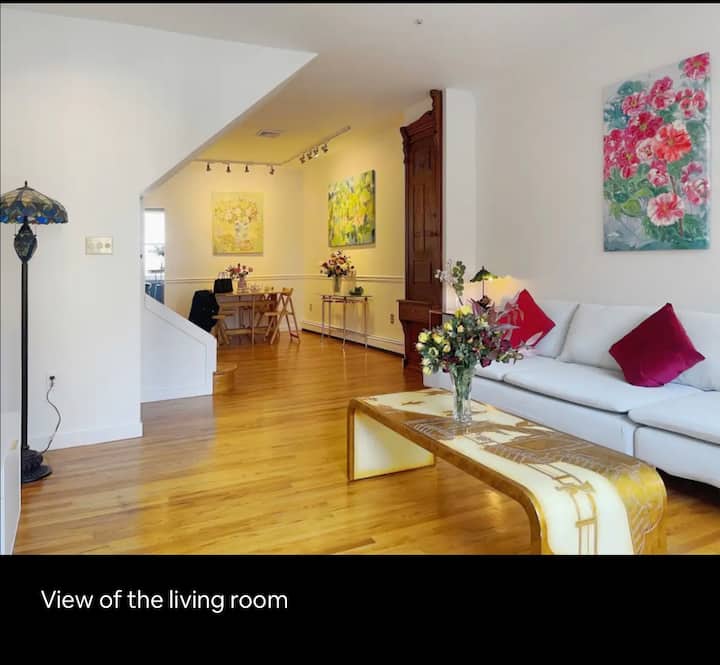 Old City Flower House |3br+rooftop+freestanding - Philadelphia