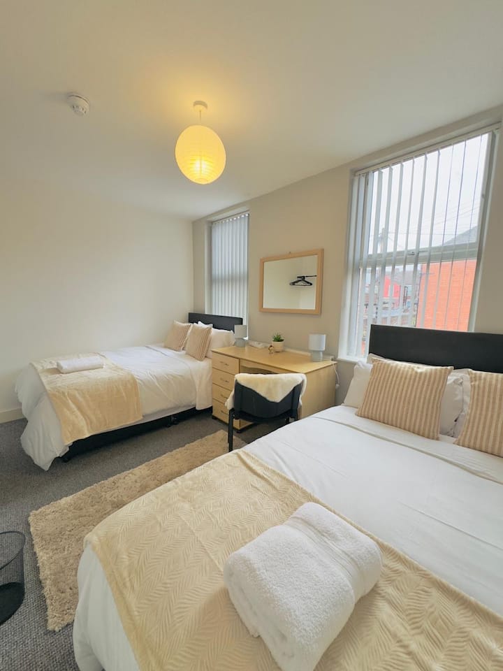 Quarto 4 Com Espaço De Estudo - Liverpool